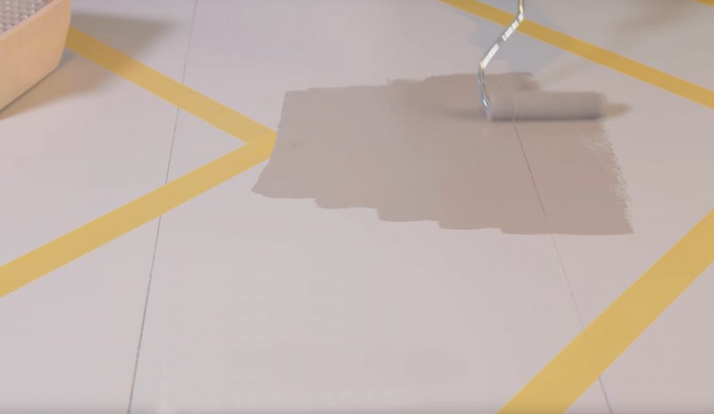 How-To Paint a Table and Chairs - Table Refresh | The Perfect Finish by ...