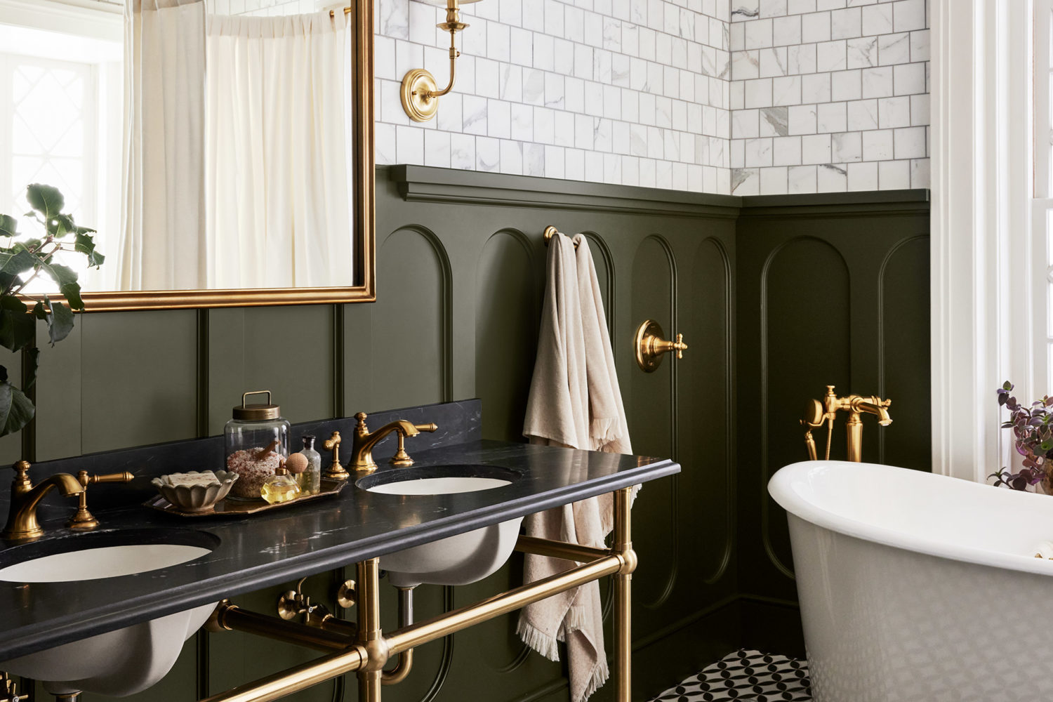 The Castle Collection – The Hall Bath - KILZ Blog