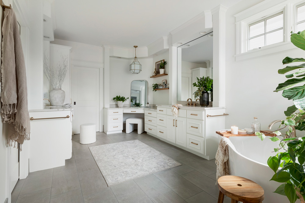 A Spa-Like Bathroom Remodel: Using KILZ® Primers to Create a Blank ...